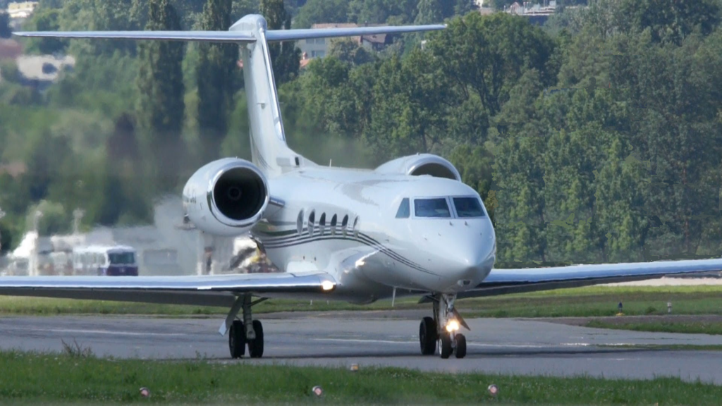 Gulfstream G450 - American Aircraft Sales